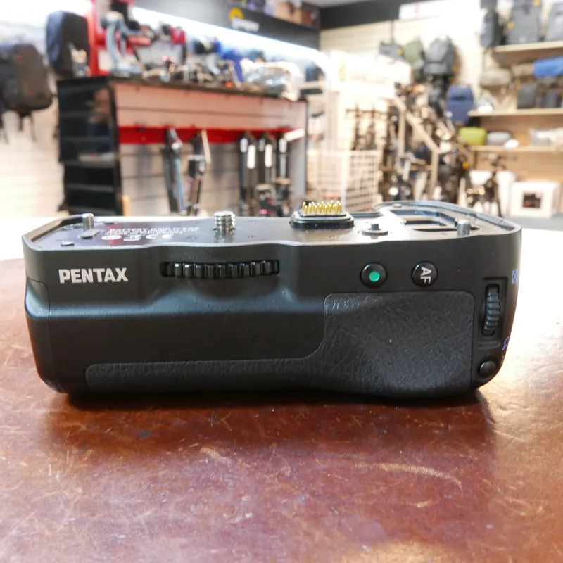 Used Pentax D-BG6 Grip - K1 - 12 Months Warranty