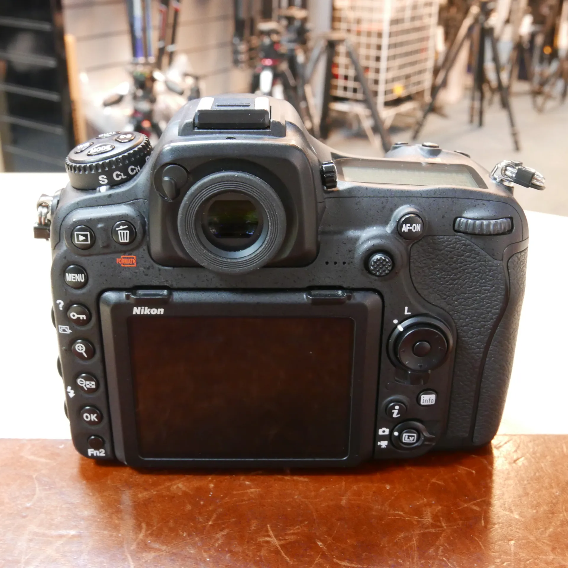 Used Nikon D500 Body - 31630 Actuations - 12 Months Warranty