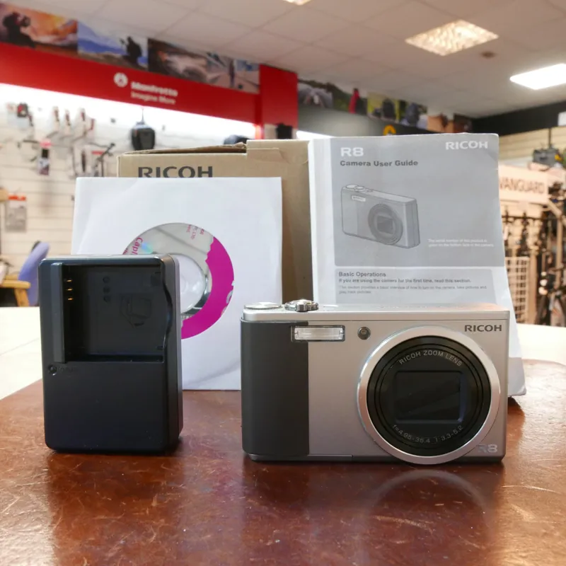 Used Ricoh R8 Digital Compact - 12 Months Warranty