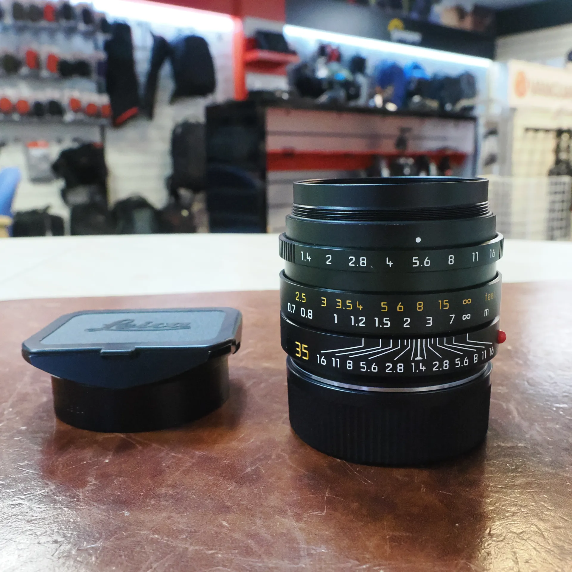 Used Leica Summilux M 35mm f1.4 ASPH - 11663 - 12 Months Warranty