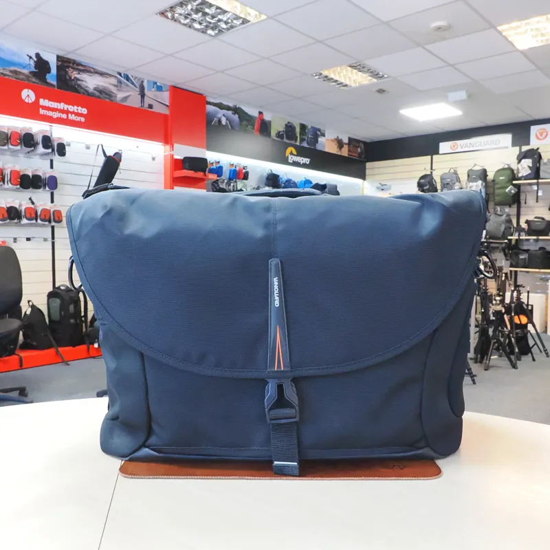 Used Vanguard 'The Heralder 38' Shoulder Bag - 12 Months Warranty