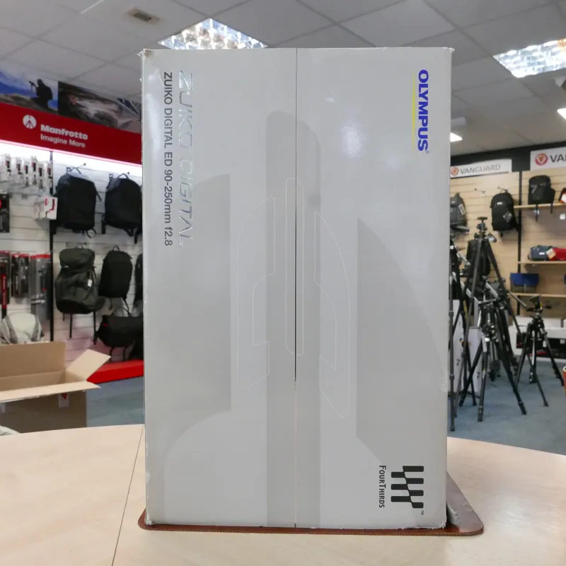 Used Olympus Zuiko Digital 90-250mm f2.8 ED + MMF-2 Adaptor